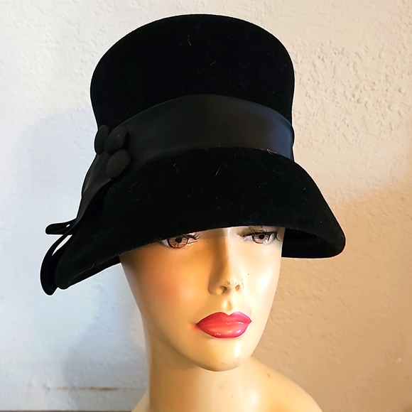 Frienze Italy | Accessories | Vintage Velvet Tuxedo Hat | Poshmark